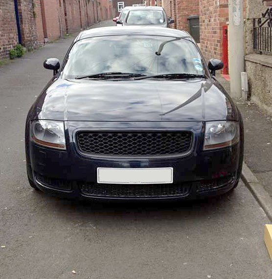 Audi MK1 TT Badgeless Honeycomb Mesh Grille – Black Forest Industries